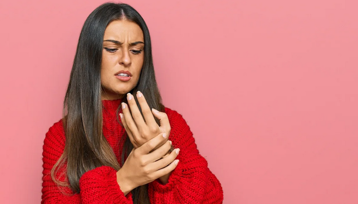 Πώς θα καταλάβετε αν έχετε αρθρίτιδα: Τα πρώτα-πρώτα σημάδια - Υγείας Θάλπη